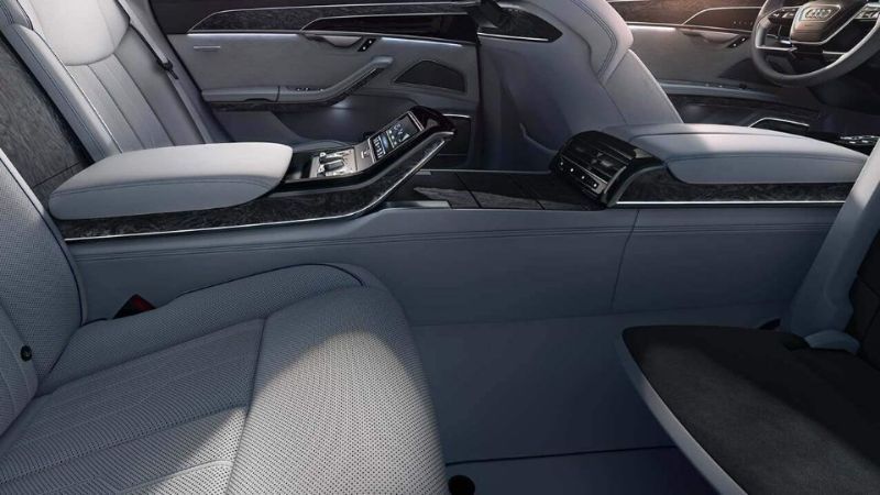 StriveME - اودي a8 2022 كل ما تريد معرفته والمواصفات والاسعار